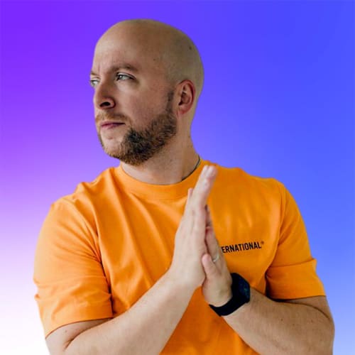 Hix | Presenter Biography - KISS