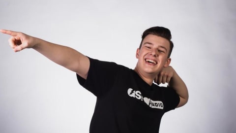 Cristi Neacsu - Latest Episodes - Listen Now on Asha Radio