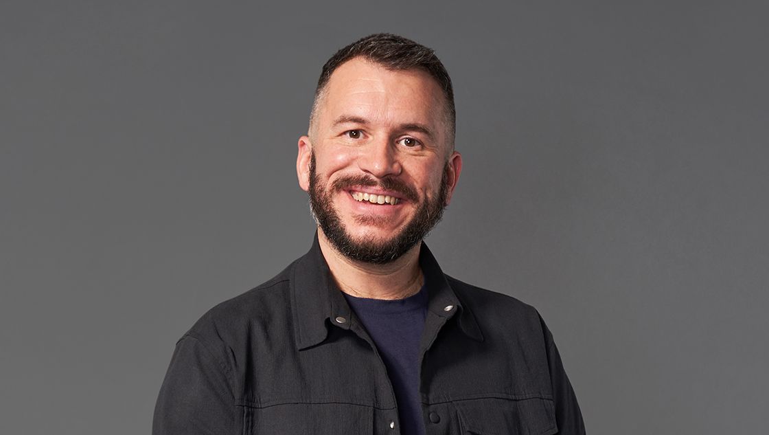 Richie Firth | Presenter Biography - Absolute Radio 10s